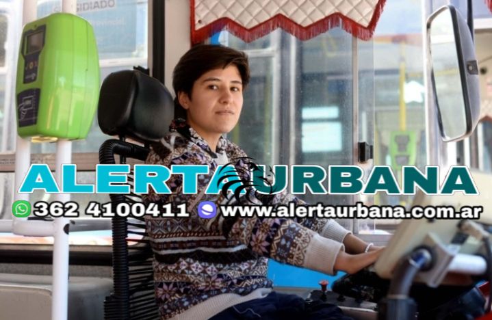 La historia de Martina, la primera mujer que manejará un micro en las ... La historia de Martina, la primera mujer que manejará un micro en las ...